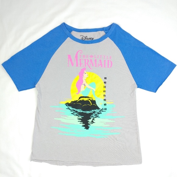 Disney | Tops | Nwt Disney Raglan Cut Off Graphic Crop T Shirt | Poshmark